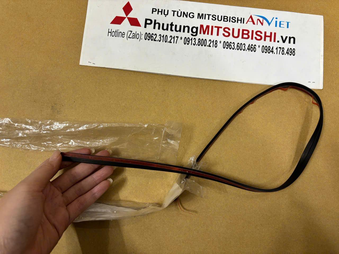 Gioăng kính hông xe Mitsubishi Xpander